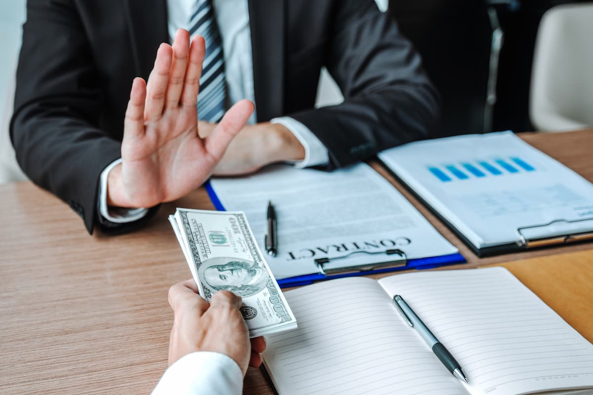 Anti-Bribery & Corruption Practices in Malaysia - Advanced Risk ...
